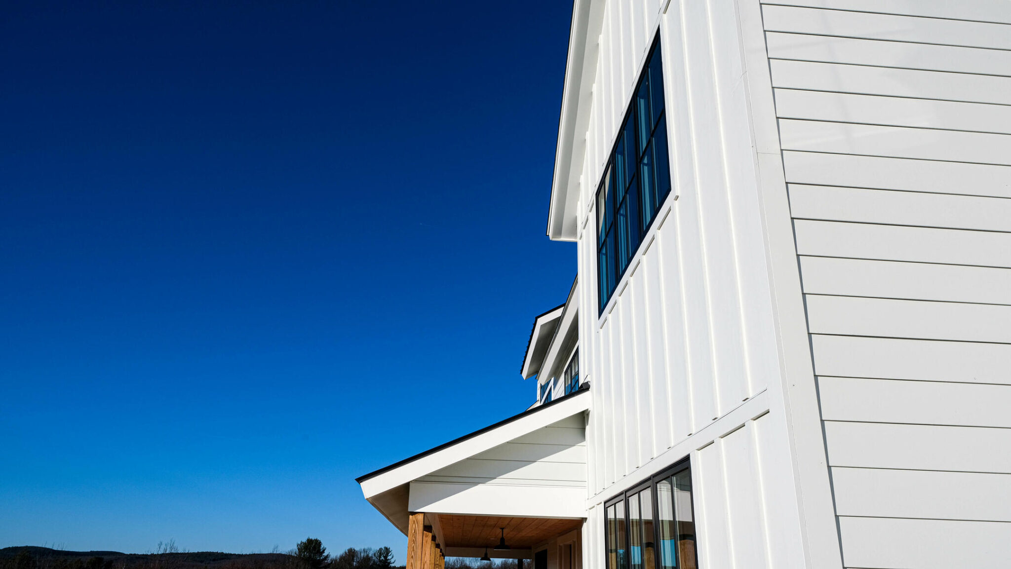 How To Paint Vinyl Siding? (Step-by-Step Guide For Homeowners)