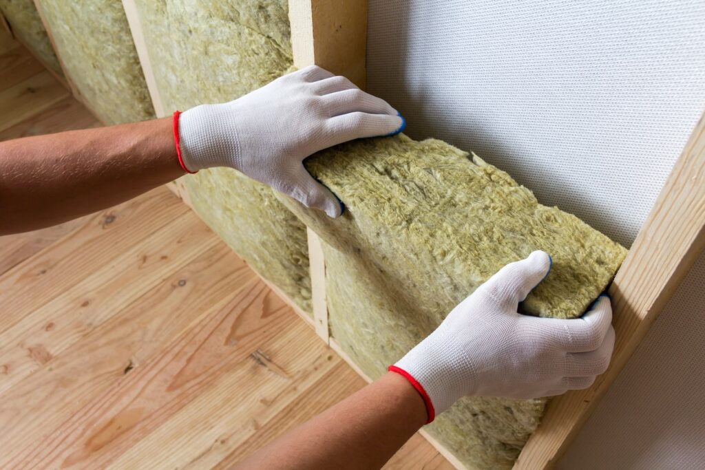 How To Install Insulation In 6 Easy Steps [2026 DIY Guide]