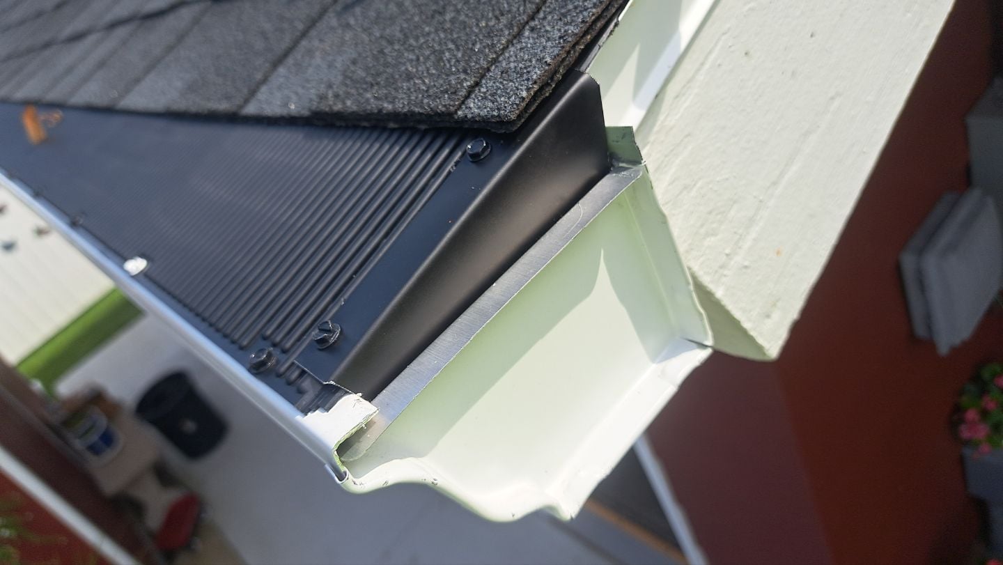 8 Best Gutter Guards & How To Choose Which Kind To Get