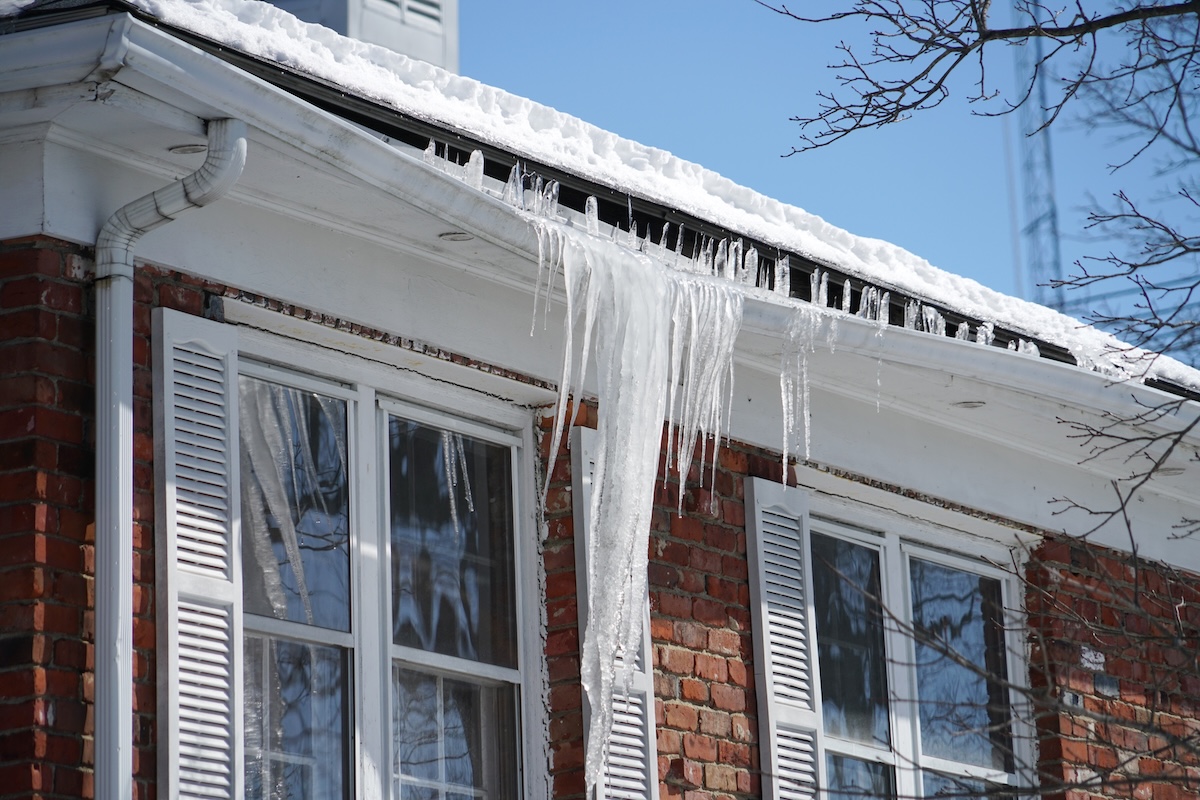 Ice Dam Damage: 6 Warning Signs & Repair Tips